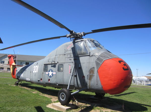 Sikorsky Uh J Seabat Estrella Warbird Museum Off